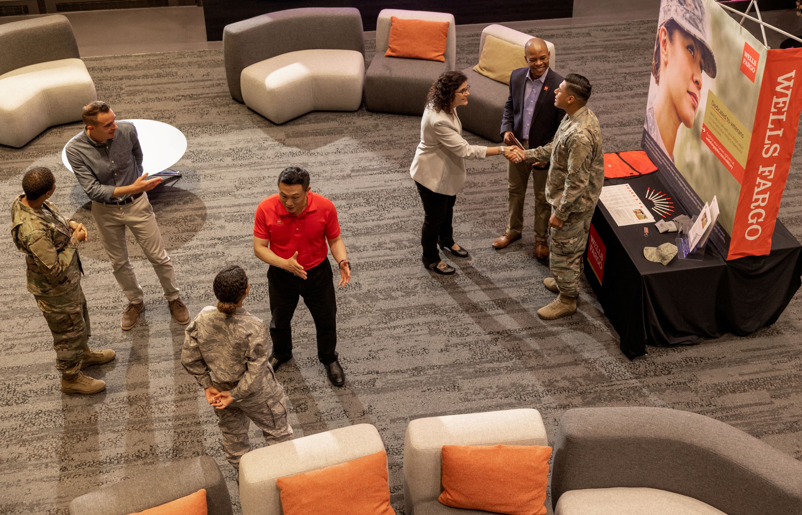 Tools to help you transition to your new career | Wells Fargo